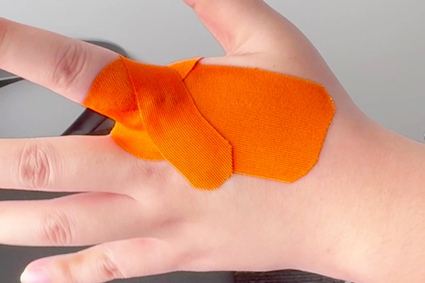 How to use Kinesiology Tape For Finger-trigger finger